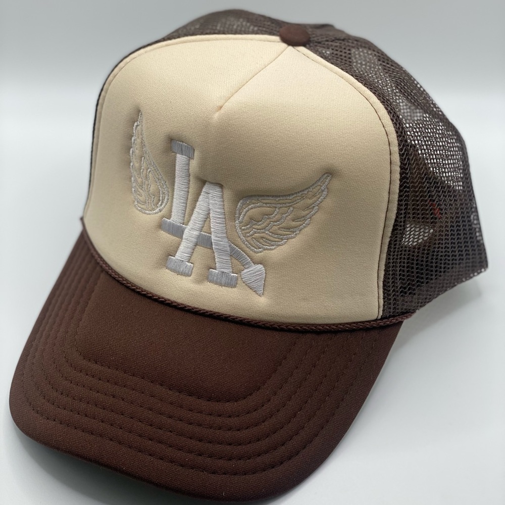 La Los Angeles W/Angel Wings Trucker Hat Snapback New… - Gem